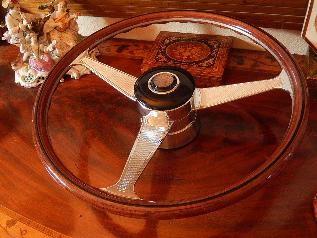 # 126 Alfa Romeo Steering Wheel